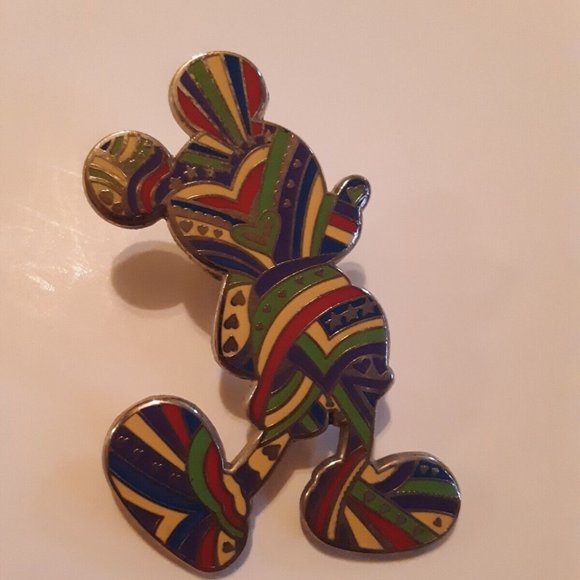 Disney | Jewelry | Mickey Mouse Pinback | Poshmark